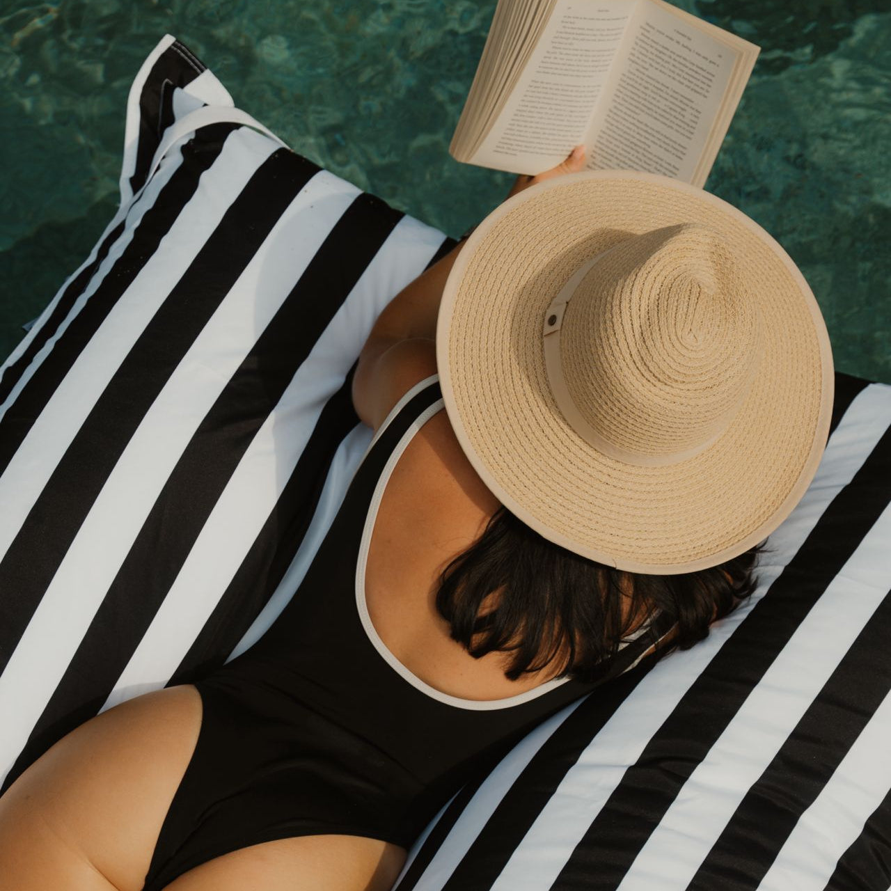 Home Soda - Luxury Inflatables & Pool Pillows For Elevated Escapes ...